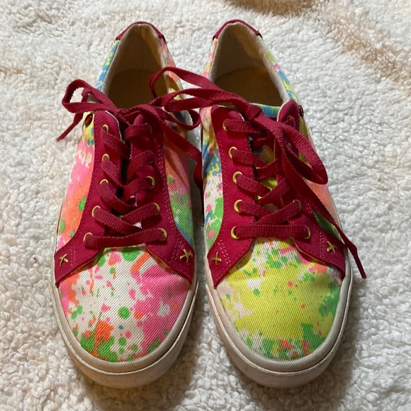 UGG | Shoes | Uggi Ugg Tie Dye Pattern Canvas Shoes Women 7 | Poshmark